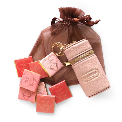 Carees De Chocolat in Lip Case《ライトピンク》